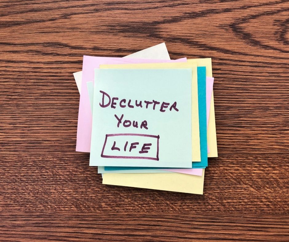 6 Simple Steps for Senior Downsizing - Life Enriching Communities